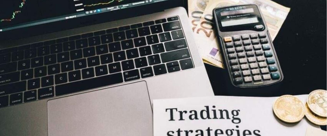 Time Decay: Strategies to Offset Theta Risk Guide - MenthorQ
